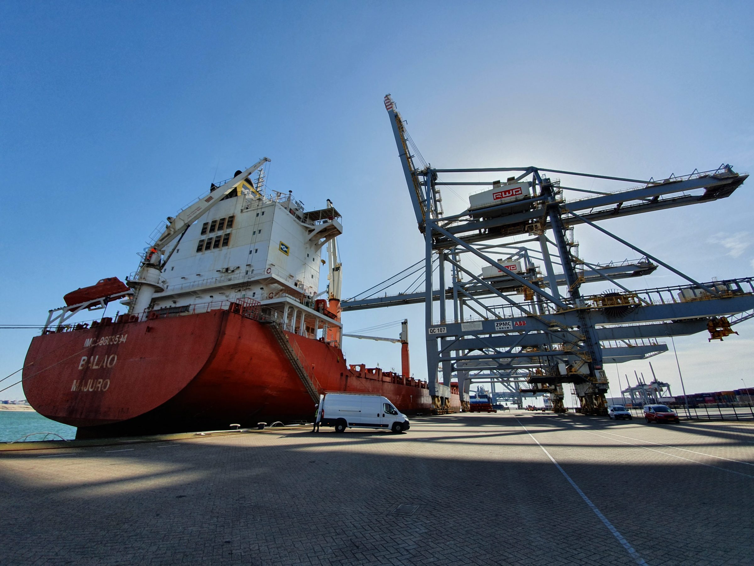 Rotterdam Sea Port | Contact Information & Facilities | Mission to ...